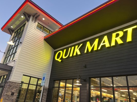 SPACE AGE TRAVEL CENTER - Updated December 2025 - 40 Photos & 36 ...