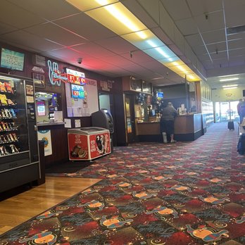 PADDOCK BOWL - Updated December 2025 - 83 Photos & 121 Reviews - 5915 ...