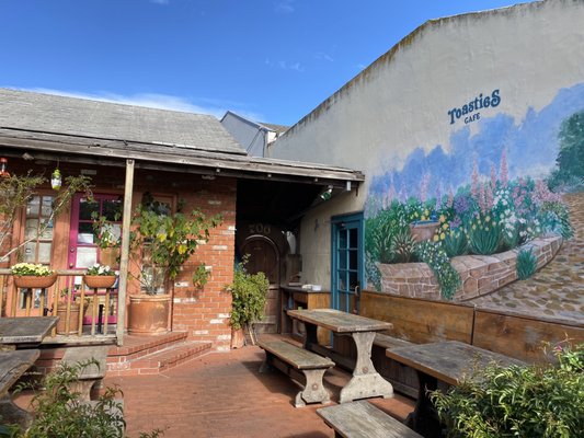 TOASTIES CAFE - 274 Photos & 504 Reviews - 702 Lighthouse Ave, Pacific ...