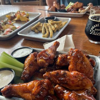 WARPED WING BREWERY - Updated December 2025 - 391 Photos & 230 Reviews ...