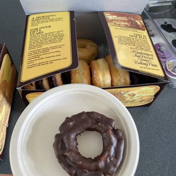 ROLLING PIN DONUTS - 778 Photos & 895 Reviews - 429 San Bruno Ave W ...