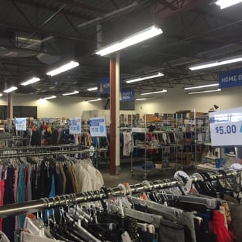 GOODWILL INDUSTRIES OF ALBERTA - Updated December 2025 - 10 Photos ...