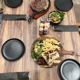 KANOON RESTAURANT - Updated July 2025 - 46 Photos & 25 Reviews - 1106 ...