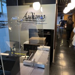 ANDIAMO - Updated May 2025 - 736 Photos & 801 Reviews - 400 Renaissance ...