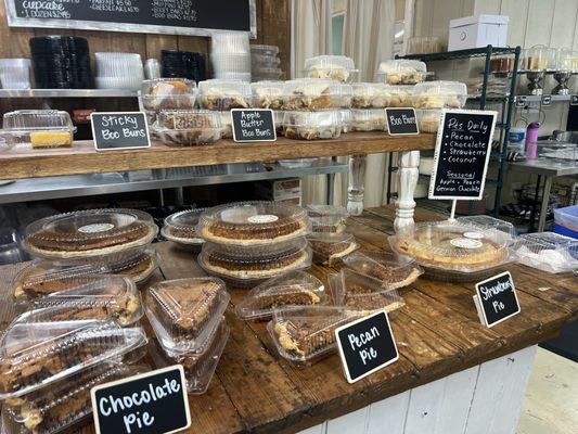 THE MARKET - Updated March 2025 - 48 Photos & 32 Reviews - 141 W ...