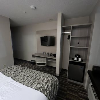 MICROTEL INN & SUITES BY WYNDHAM ATLANTA/BUCKHEAD AREA - Updated ...