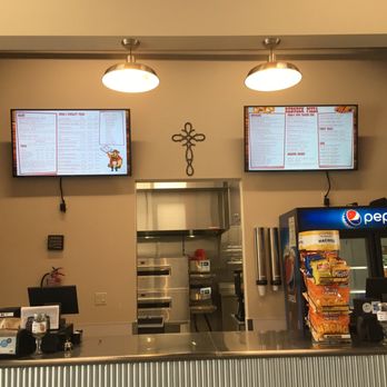 REDNECK PIZZA - Updated January 2026 - 24 Photos & 23 Reviews - 3911 ...