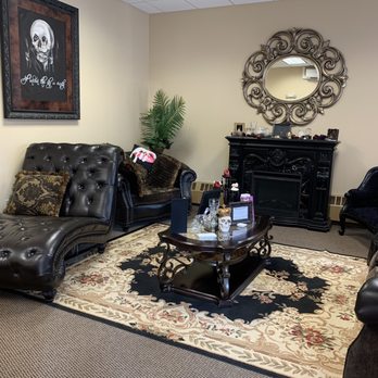 KELLY KREATION - Updated January 2026 - 19 Photos - 109 Bellview St ...