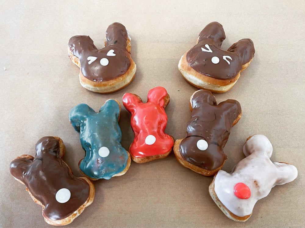 LOMPOC DONUTS - Updated May 2024 - 28 Photos & 37 Reviews - 400 N H St ...