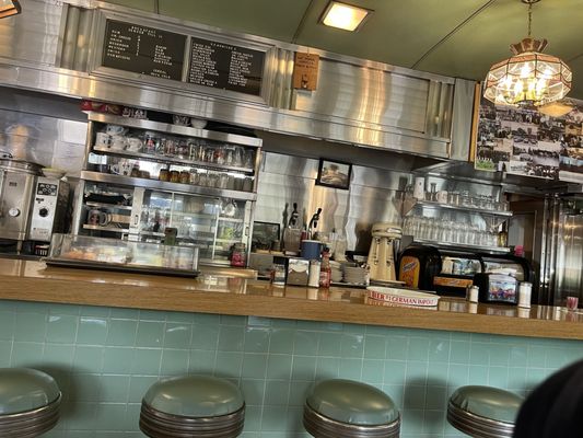 ROBIN HOOD DINER - Updated January 2026 - 51 Photos & 74 Reviews - 640 ...