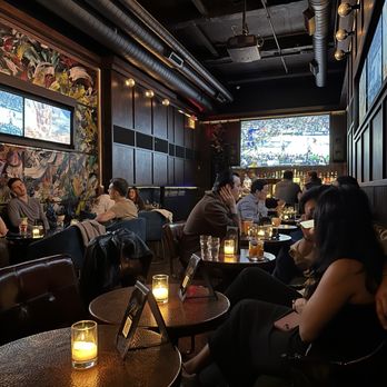 J.BESPOKE - Updated July 2025 - 104 Photos & 75 Reviews - 121 E 27th St ...