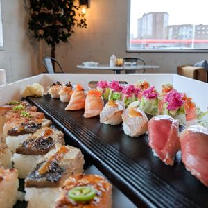 HUG SUSHI - 141 Photos & 42 Reviews - Sushi Bars - 550 Highway 7 ...