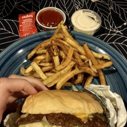 TAY’S BURGER SHACK - Updated January 2026 - 400 Photos & 607 Reviews ...