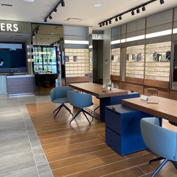 SWITZER OPTOMETRY - Updated October 2025 - 18 Photos - 3635 N Freeway ...