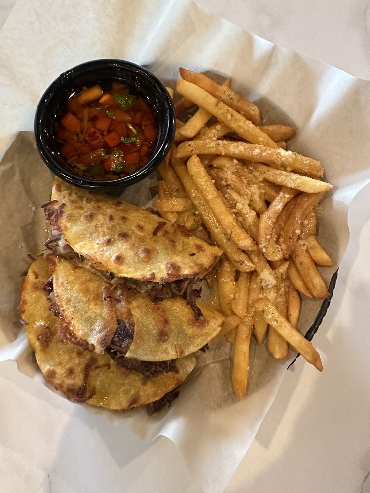 B-UNOS - Updated December 2025 - 30 Photos & 35 Reviews - 2043 Rt 130 S ...