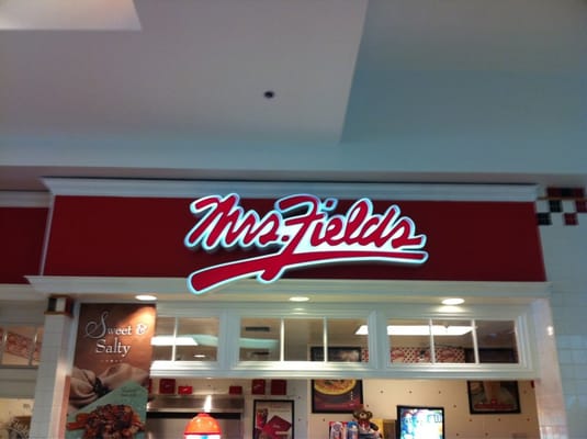 MRS. FIELDS SOLANO MALL - Updated June 2025 - 12 Photos & 19 Reviews ...