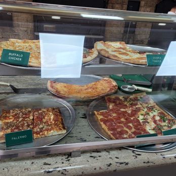 KRISPY PIZZA - Updated December 2024 - 369 Photos & 422 Reviews - 7112 ...