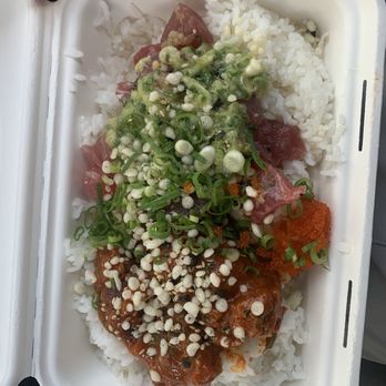 OFF THE HOOK POKE MARKET - Updated January 2025 - 1841 Photos & 941 ...