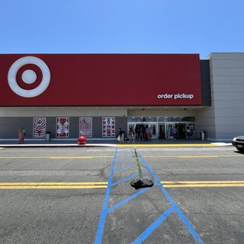 TARGET - Updated April 2025 - 316 Photos & 262 Reviews - 2831 E ...