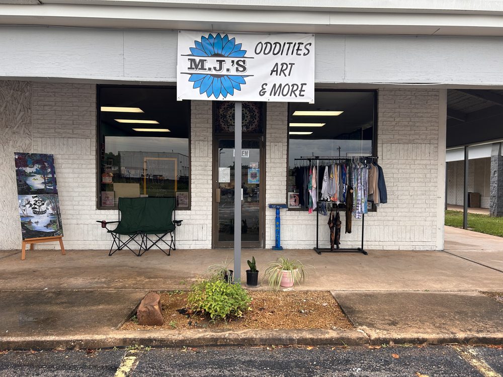 MJ’S ODDITIES AND MORE - Updated July 2025 - 1104 S Air Depot Blvd, Midwest City, Oklahoma ...