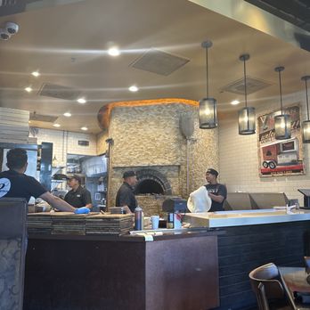 URBAN CRUST - Updated April 2025 - 1127 Photos & 1439 Reviews - 1006 E ...