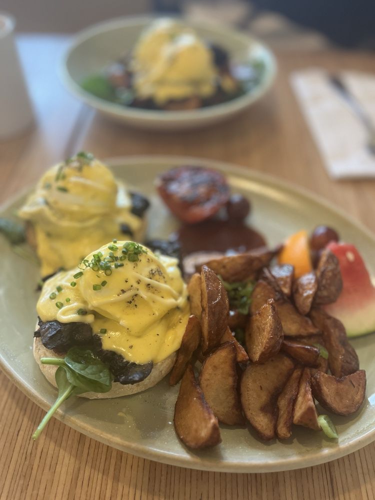 HUMBLE ROOTS CAFE & DELI - Updated December 2025 - 101 Photos & 55 ...