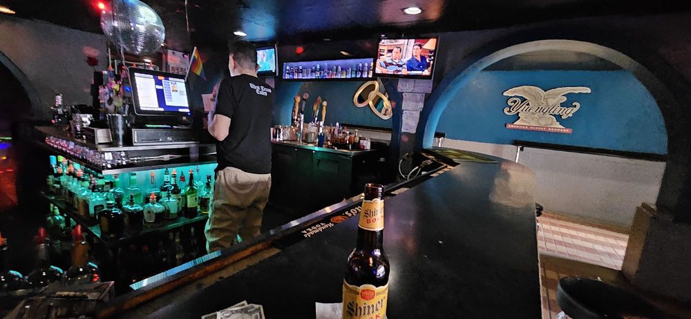 THE TOOL BOX - Updated July 2024 - 16 Reviews - 506 N Stanton St, El ...