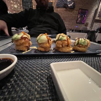 BLU SUSHI - Updated October 2025 - 167 Photos & 152 Reviews - 26 Wilsey ...