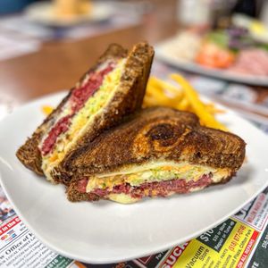 SCHODACK DINER - Updated December 2025 - 52 Photos & 94 Reviews - 1842 ...