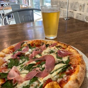 SECTION STREET PIZZA - 36 Photos & 39 Reviews - Pizza - 108 N Section ...