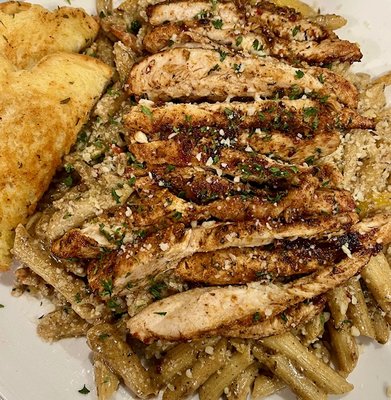 SWIGZZ RESTAURANT AND LOUNGE - Updated August 2025 - 65 Photos & 31 ...