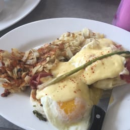 LITTLE EURO - 132 Photos & 195 Reviews - 517 N Pines Rd, Spokane Valley ...