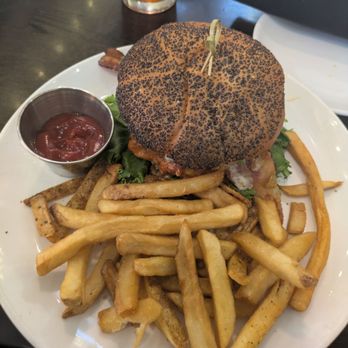 2020 MARKET SCRATCH KITCHEN & BAR - Updated September 2025 - 747 Photos ...