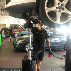 BEN NIELSEN’S SKYLINE AUTOMOTIVE - 119 Photos & 100 Reviews - 5709 ...