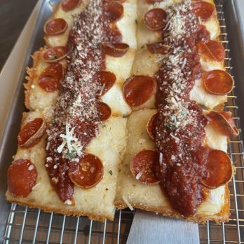 ROTOLO’S CRAFT & CRUST - Updated October 2025 - 38 Photos & 46 Reviews ...