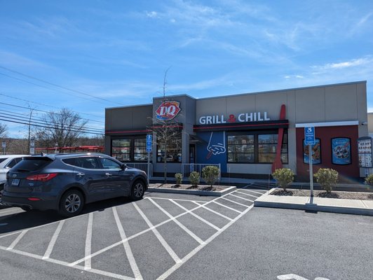 DAIRY QUEEN GRILL & CHILL - Updated October 2025 - 17 Photos & 13 ...