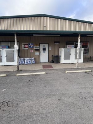 PARKVIEW RIVERSIDE RV PARK - Updated January 2026 - 44 Photos & 23 ...