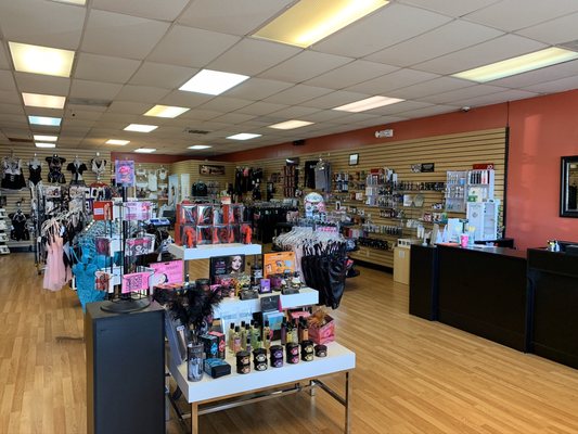 BADD KITTY - Updated September 2025 - 26 Photos & 18 Reviews - 2274 ...