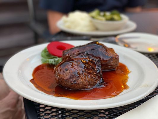 TWIN OAKS RESTAURANT - Updated December 2025 - 568 Photos & 602 Reviews ...