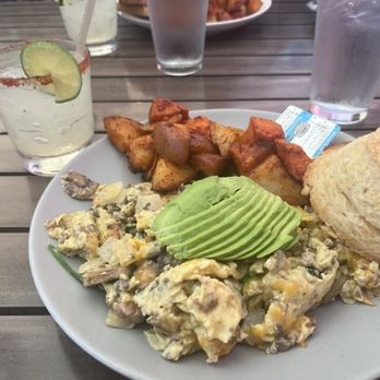 CRUMBS BREAKFAST, LUNCH & BAR - 1541 Photos & 1338 Reviews - Yelp