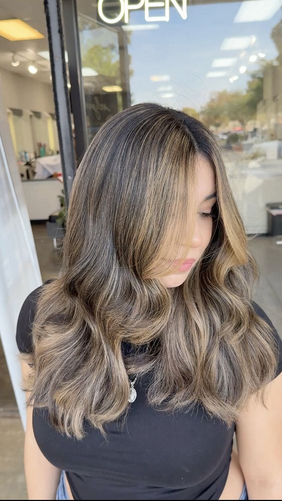 ECLIPSO - Updated January 2026 - 14 Photos - 230 E Betteravia Rd, Santa Maria, California - Hair ...