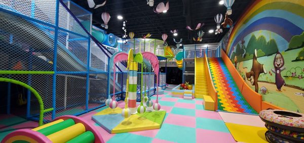FUNHOUSE FACTORY - 49 Photos & 42 Reviews - 6641 Van Nuys Blvd, San ...