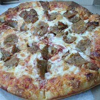 FAMILY STYLE PIZZA - Updated December 2025 - 75 Photos & 57 Reviews ...