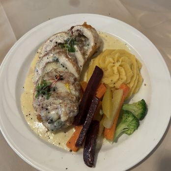 VILLAGGIO RISTORANTE - Updated May 2025 - 199 Photos & 293 Reviews ...