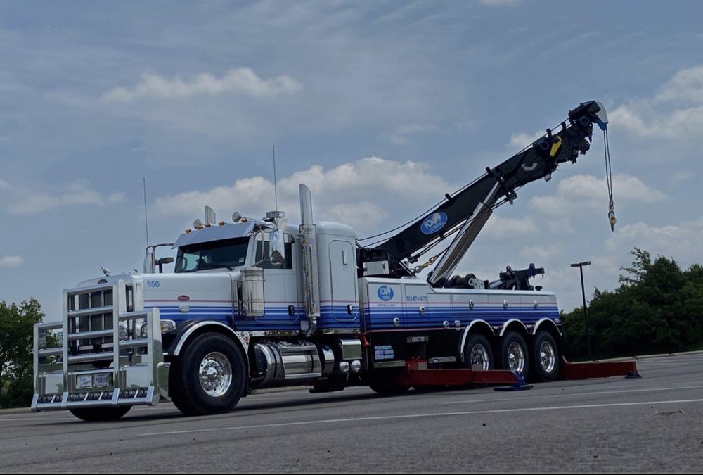 FOX TOWING - Updated January 2026 - 13 Reviews - 8701 N Gilmore Rd ...