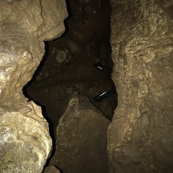 EAGLE CAVE - Updated September 2025 - 43 Photos - 16320 Cavern Ln, Blue ...