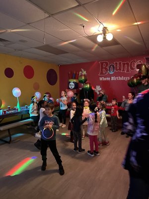 BOUNCEU PARAMUS - 74 Photos & 100 Reviews - 70 Eisenhower Dr, Paramus, New Jersey - Kids ...