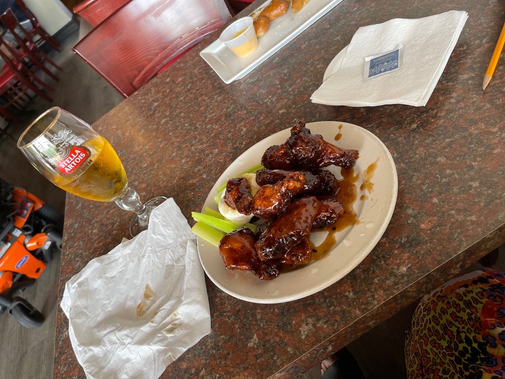 2 FAT GUYS AMERICAN GRILL - Updated October 2024 - 25 Photos & 90 ...