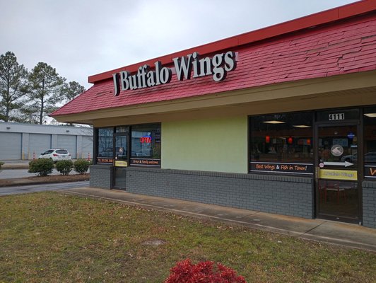 J BUFFALO WINGS - Updated June 2026 - 26 Photos & 65 Reviews - 4111 ...