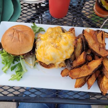 PC’S PADDOCK RESTAURANT - Updated December 2025 - 63 Photos & 142 ...